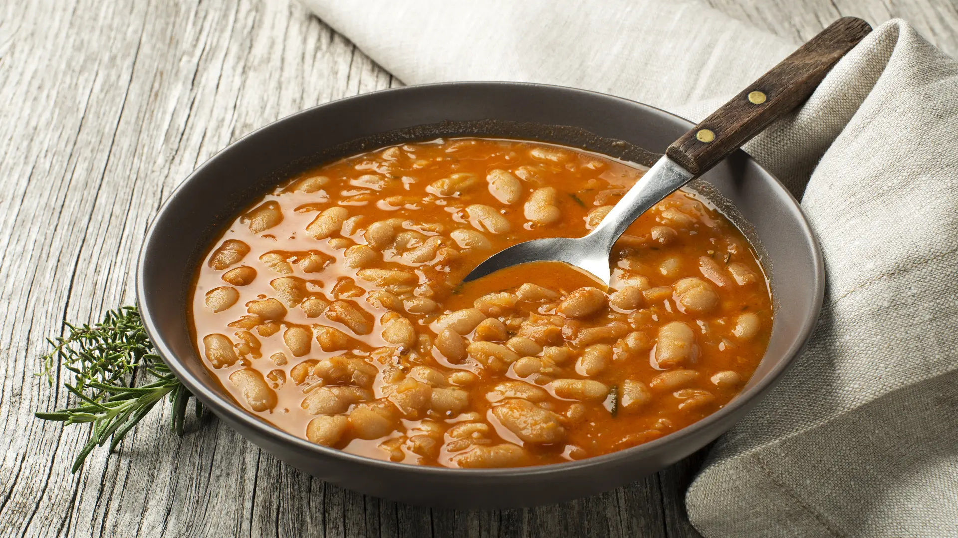 Skuvajte pasulj za 45 minuta: Ne treba vam ekspres lonac, samo dodajte ovaj sastojak